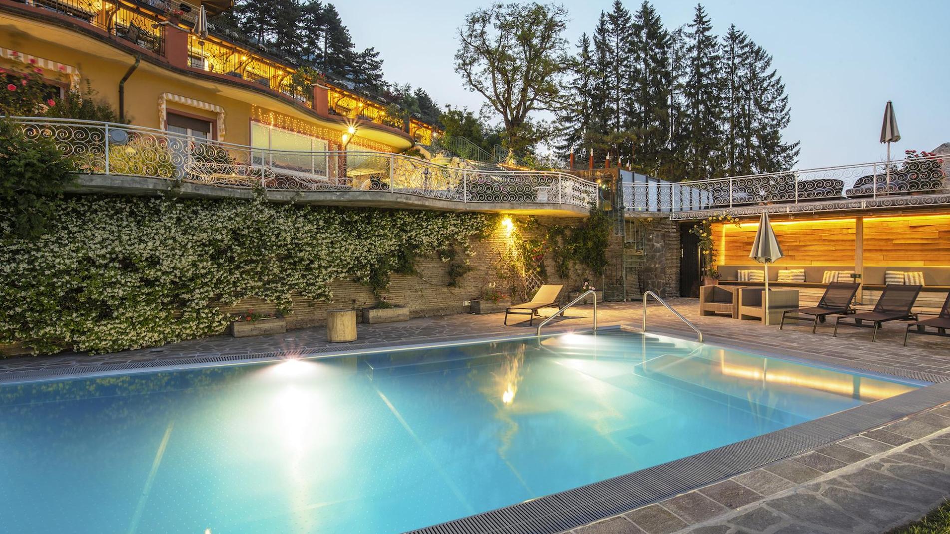 Puro relax nel wellness hotel con spa in Trentino Fai della Paganella